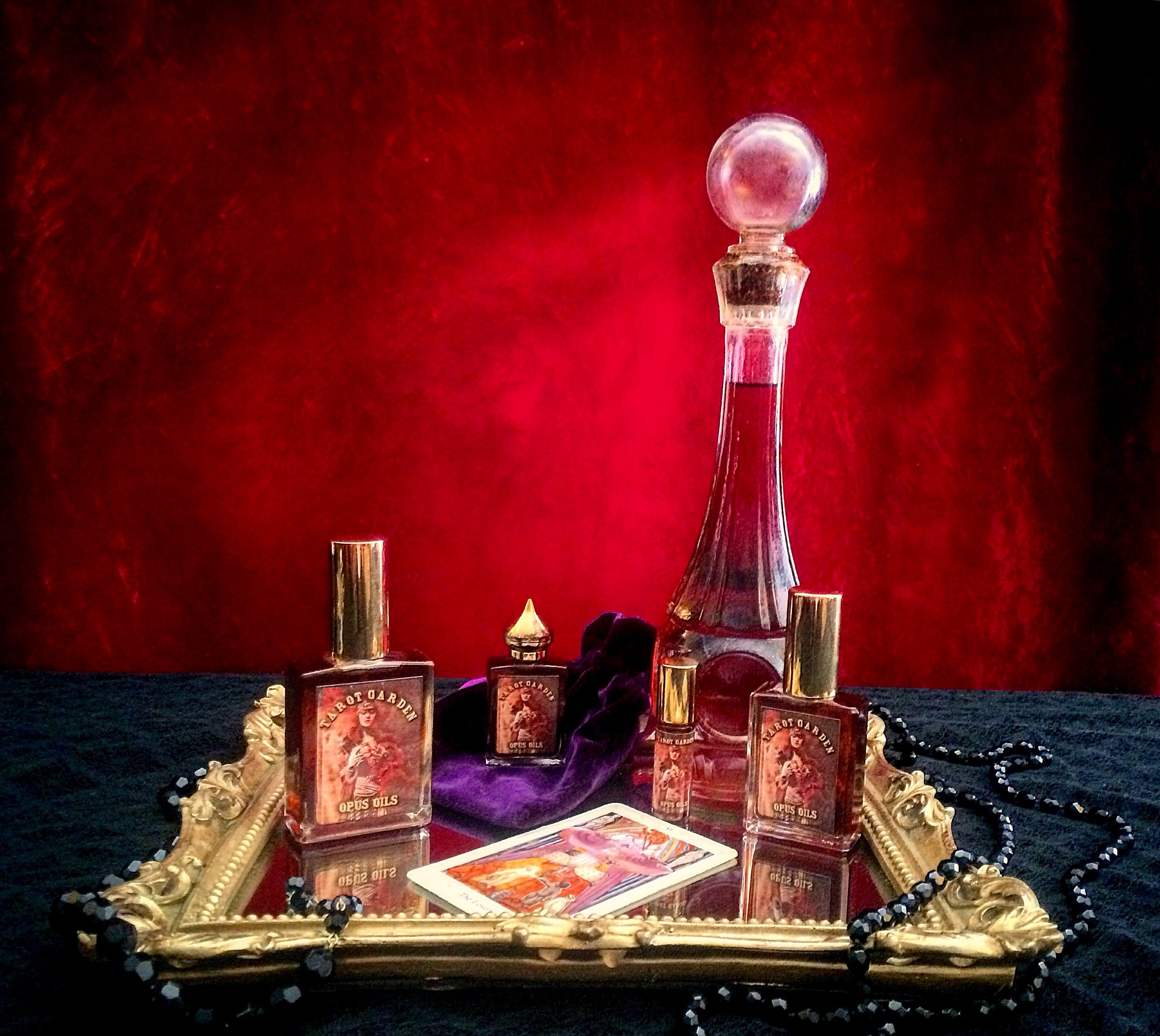 TAROT GARDEN -- 1 dram Parfum roll-on
